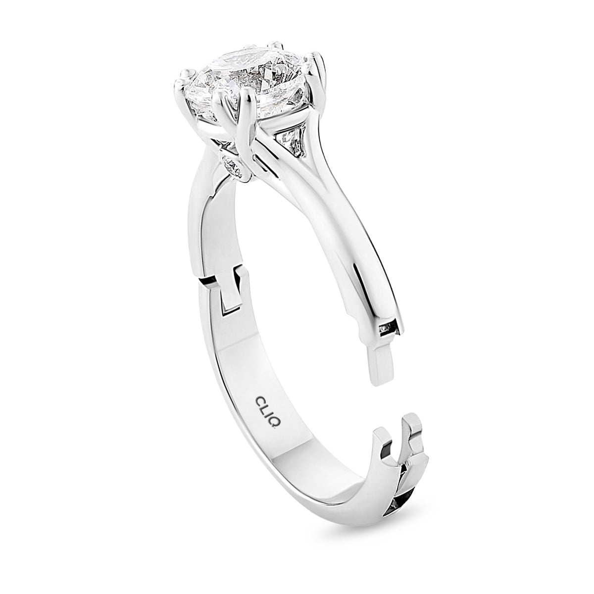 Signature Solitaire Engagement Ring – CLIQ Jewelry